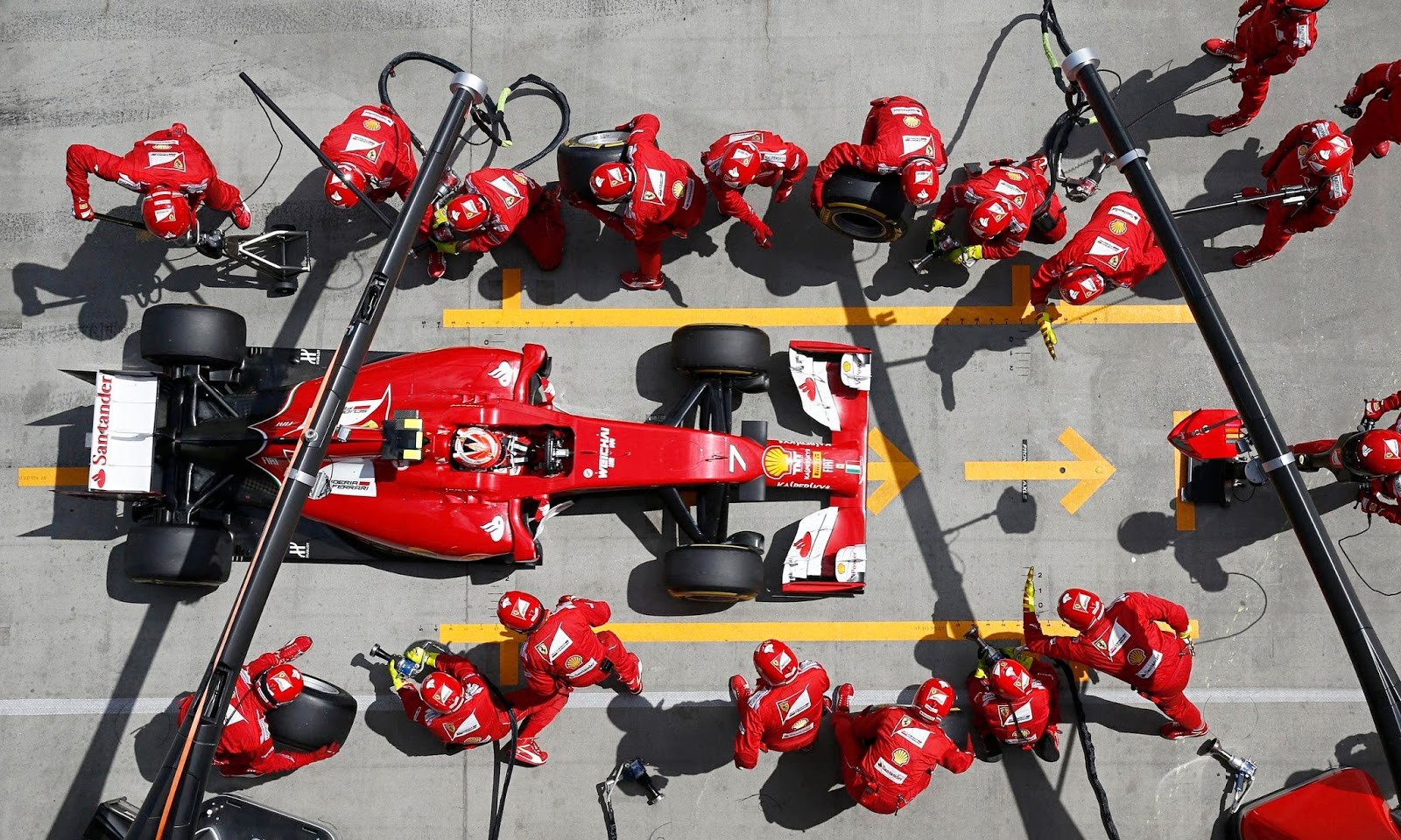 Torna L estate Cambia Le Tue Gomme Con La Formula Pit Stop Torna L estate Cambia Le Tue Gomme Con La Formula Pit Stop