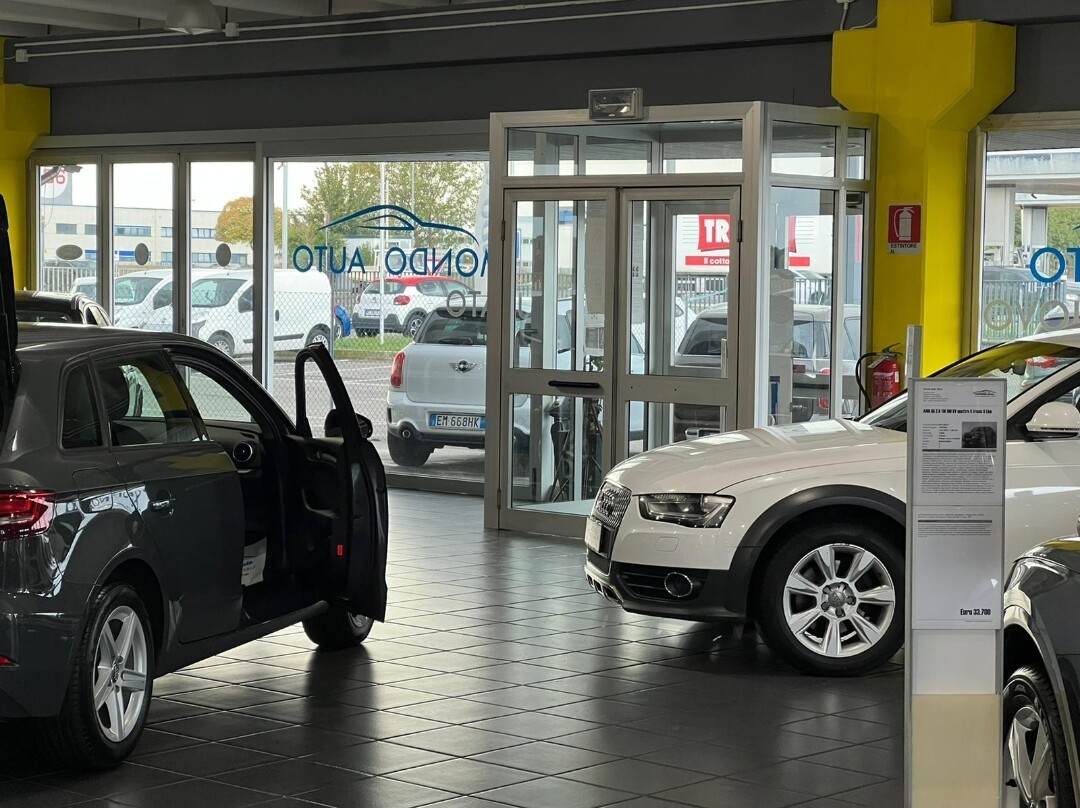 Mondo Auto SRL - Home